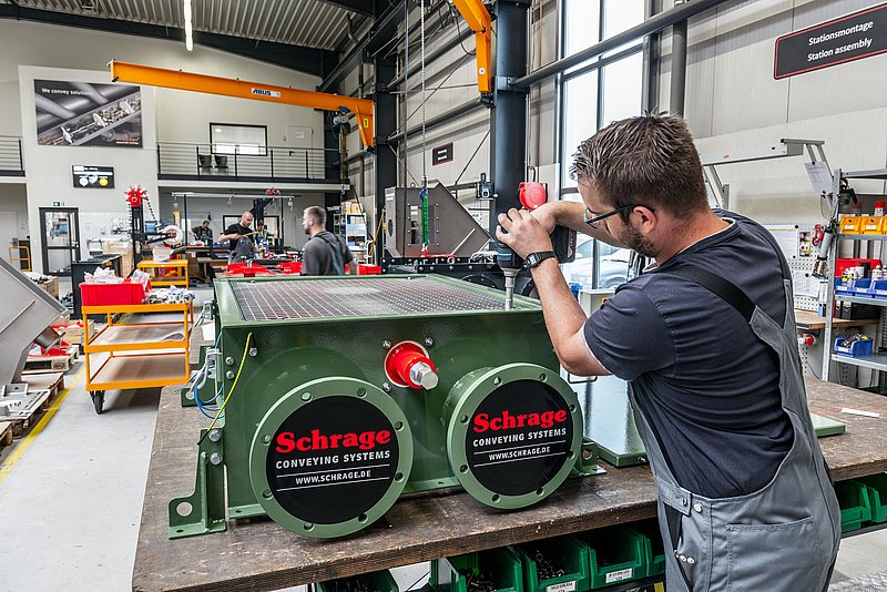 Expertise and experience in conveying bulk solids from A to B: Schrage