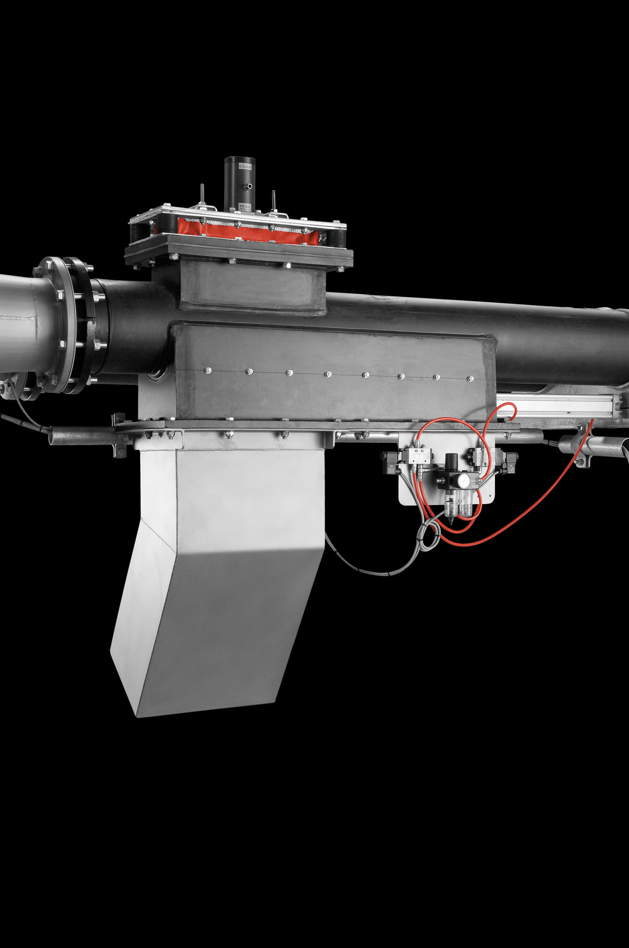 Handling of wet sludge or sticky media? No problem!: Schrage